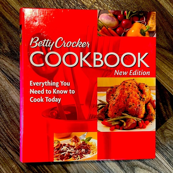 Betty Crocker | Kitchen | Betty Crocker Cookbook New Edition | Poshmark